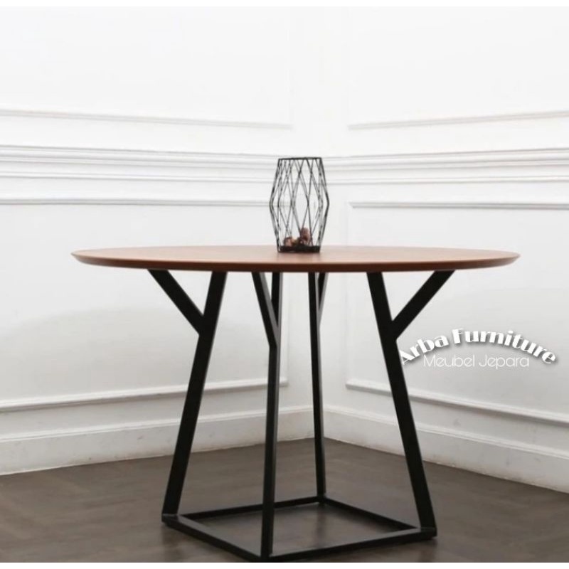 Jual MEJA CAFE MAKAN BULAT KAKI BESI MINIMALIS KAYU JATI | Shopee Indonesia
