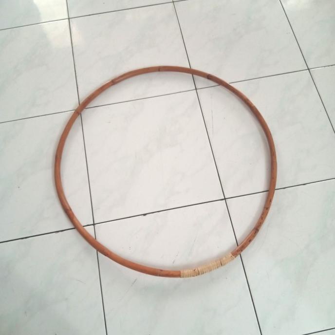 Jual Hula Hoop Diameter 70 Cm Rotan Dan Enak Digunakan | Shopee Indonesia