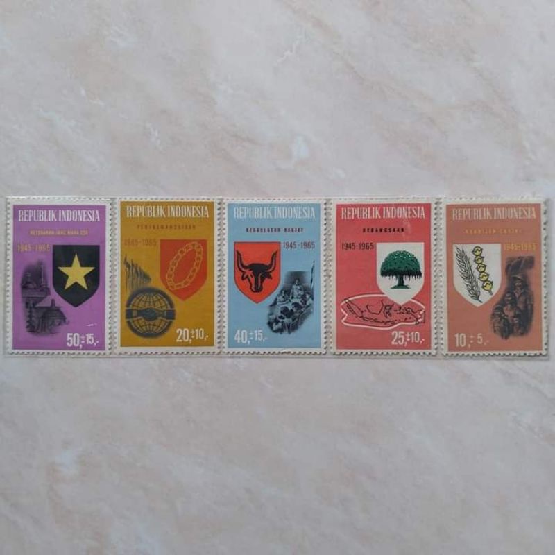 Jual Perangko Prangko Kuno Seri Pancasila 1965 - Mint Set Lengkap 5 Pcs ...