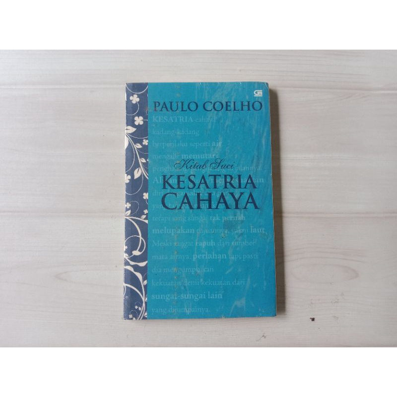 Jual Kisah Suci Kesatria Cahaya karya Paulo Coelho (novel sastra dunia) | Shopee Indonesia
