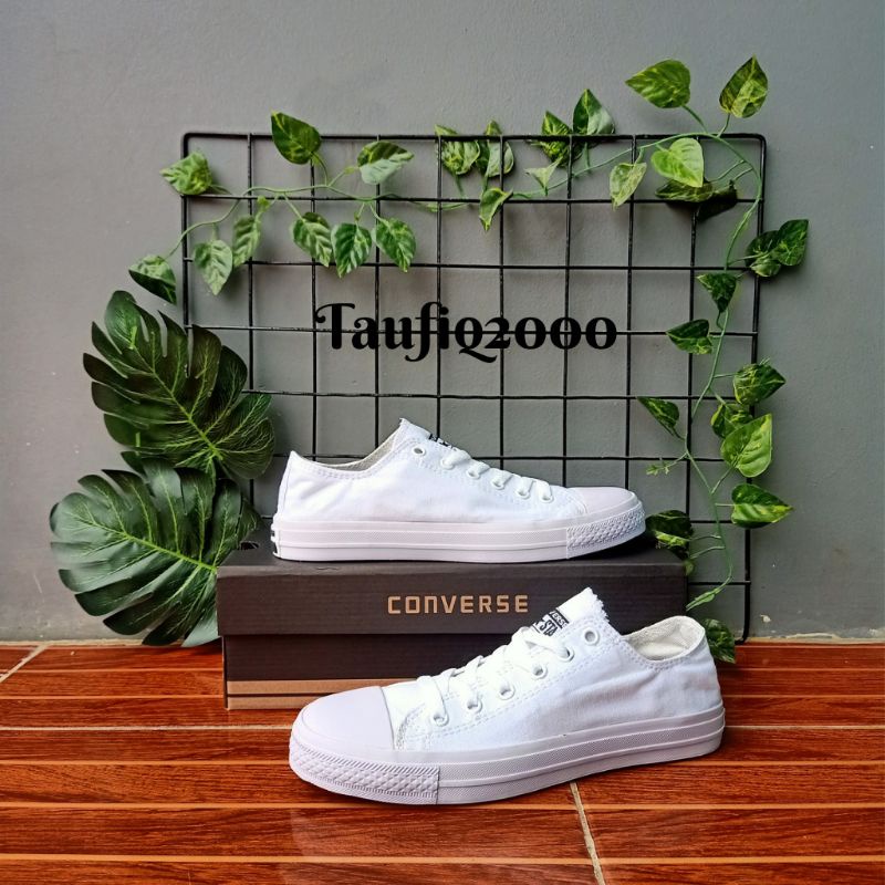 Jual Sepatu Converse All Star Sneakers Combinasi warna Putih | Shopee ...