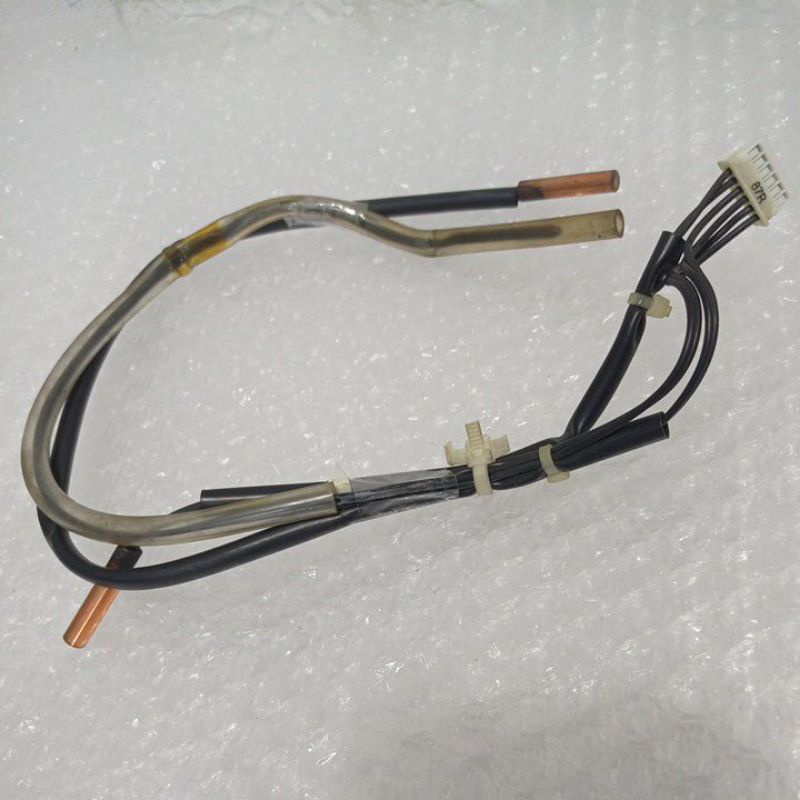 Jual TERMIS THERMISTOR OUTDOOR AC DAIKIN INVERTER ORIGINAL | Shopee ...