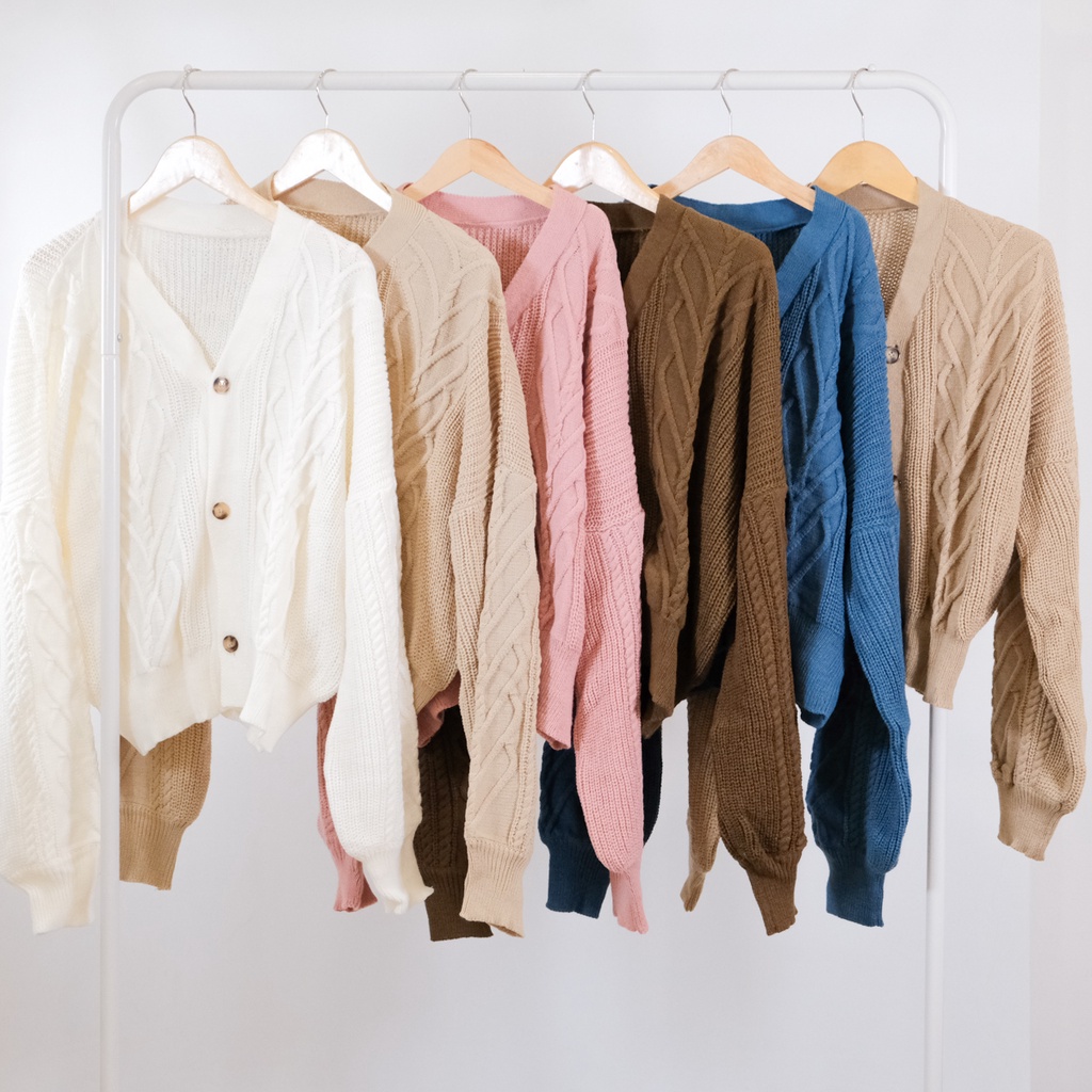 Jual Vintage Cardigan Crop Rajut Oversize Motif Cable | Shopee Indonesia