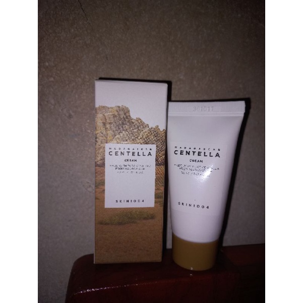 Jual Skin1004 Madagascar Centella Cream Moisturizer (New) | Shopee ...