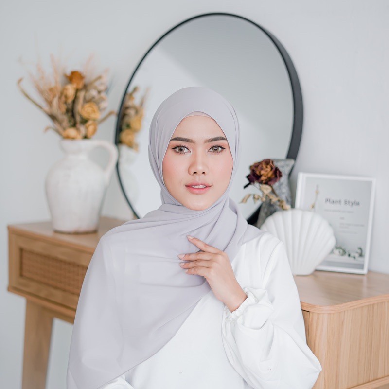 Jual Nelafa Hijab Pashmina Cerutty Babydoll Premium | Shopee Indonesia