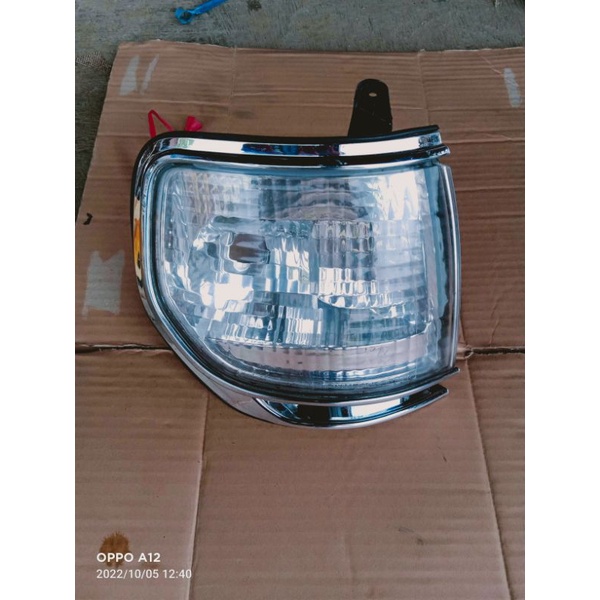 Jual Lampu sein depan TOYOTA LAND CRUISER 1990 FJ82 KRISTAL (KANAN ...