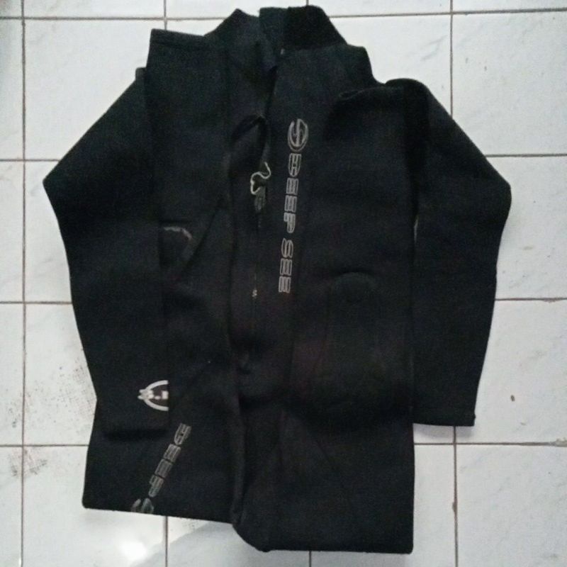 Jual Wetsuit Longsleeves DEEP SEA 3 mm - BLACK | Shopee Indonesia