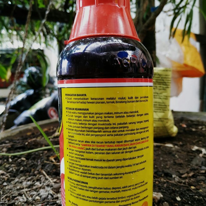 Jual Baru Spontan Insektisida Pestisida Sistemik Mengatasi Ulat Batang ...