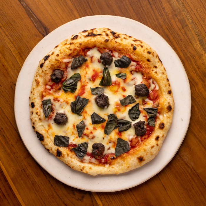 Jual ORIGINAL MURAH Oma Elly Kitchen - FROZEN PIZZA - Beef Fennel ...