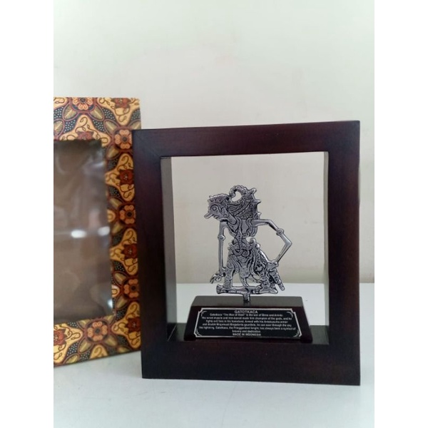 Jual plakat frame wayang Gatotkaca 19 x 22 x 4 cm | Shopee Indonesia