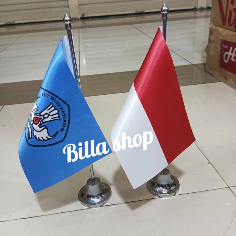 Jual Bendera Meja Tutwuri Handayani dan Merah putih + Tiang Stenlis ...