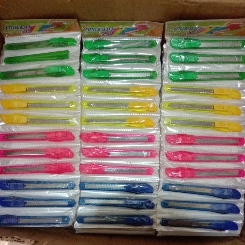 Jual (12 pcs) Cutter Pisau Sedang Kecil Mini Warna-Warni Transparan ...