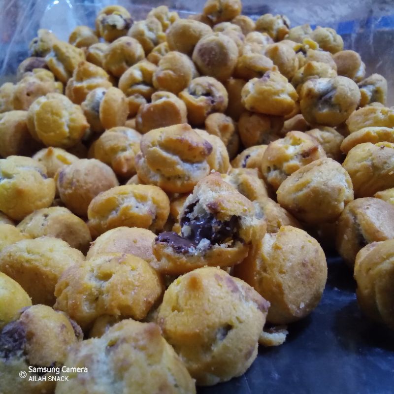 Jual sus coklat lumer/soes coklat GG | Shopee Indonesia