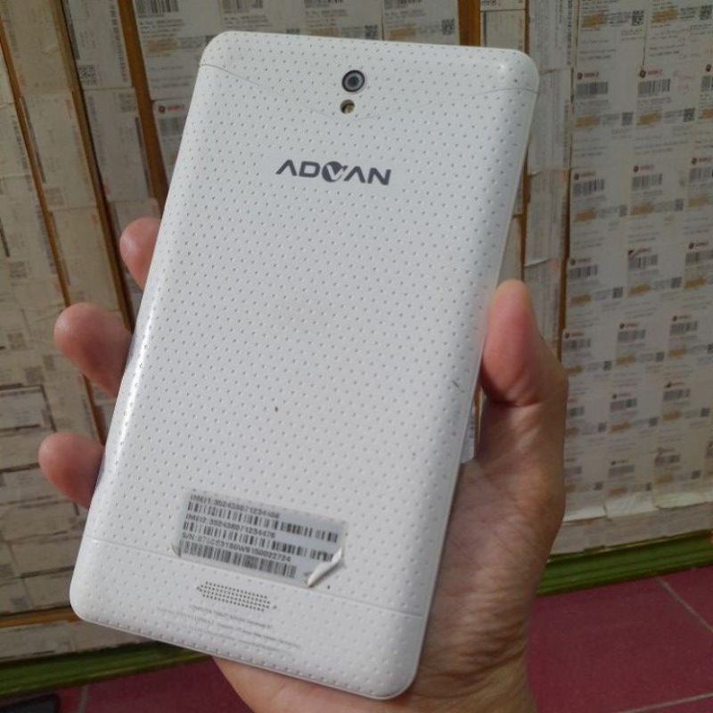 Jual Tablet advan S7 wifi online bekas pemakaian masih normal. | Shopee ...