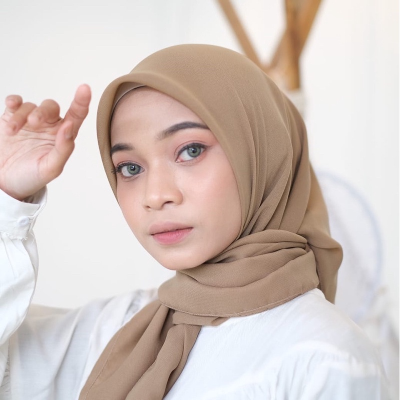 Jual Fashion Official HIJAB SEGI EMPAT BELLA SQUARE / POLLYCOTTON 115cm ...
