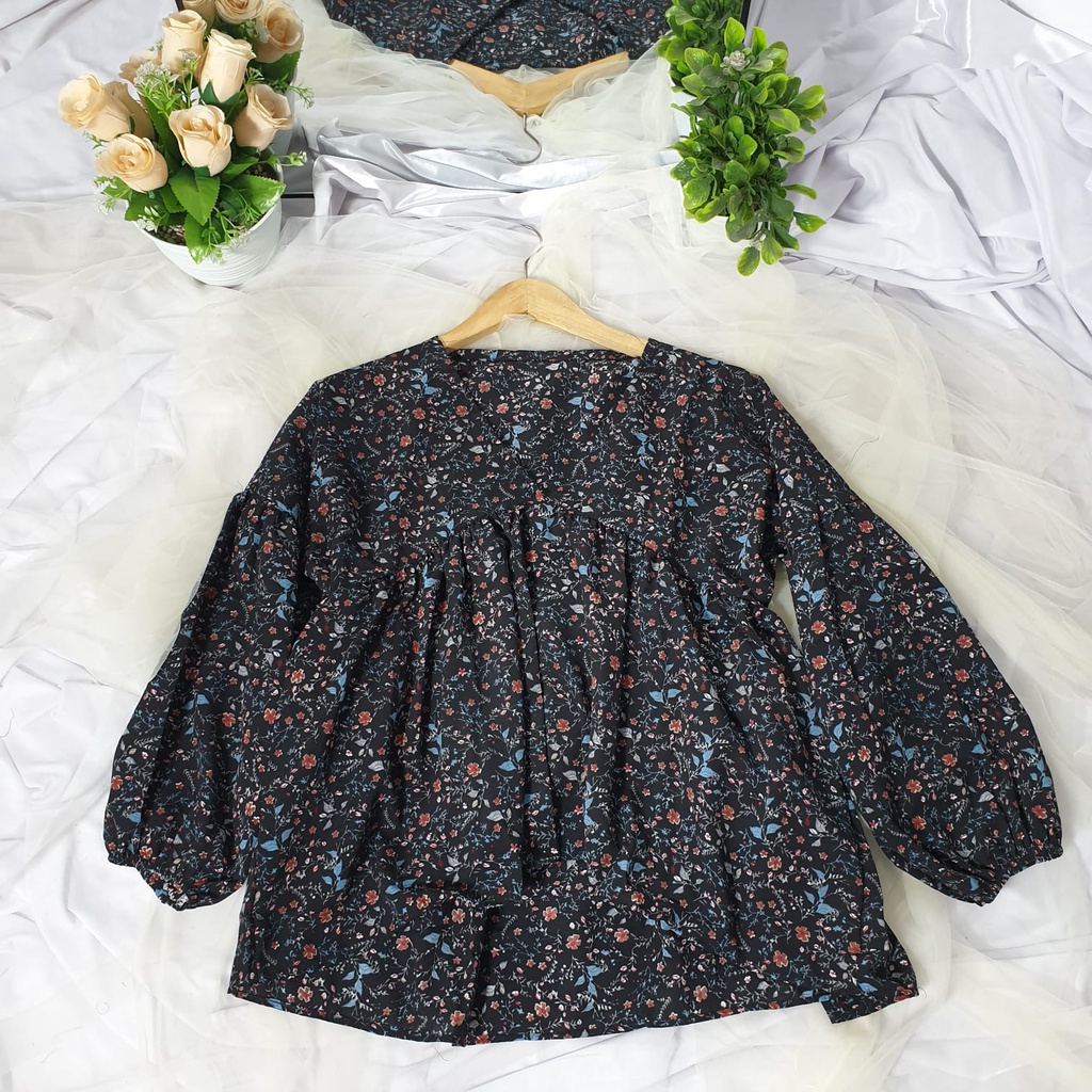 Jual FLORA BLOUSE MOTIF BUNGA / FLOWY BLOUSE KERUT / FLOWER BLOUSE KOREAN STYLE / ATASAN WANITA ...