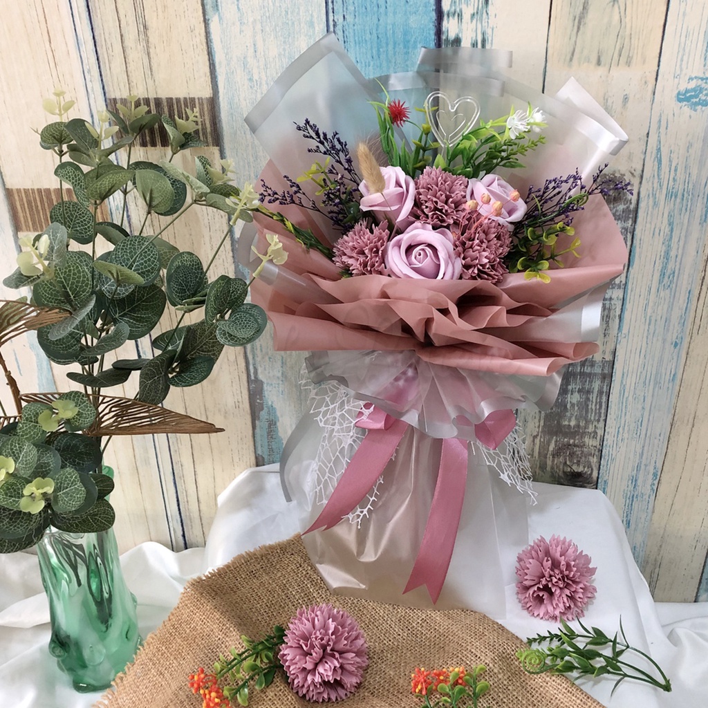 Jual BLOOMS FLORIST Buket Bunga Sabun 6 Kuntum Mawar Carnation Bunga ...