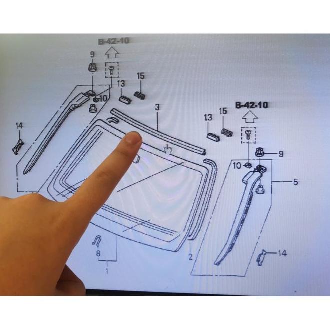 Jual Karet Molding List Lis Kaca Depan Bagian Atas Crv Rd Gen 2 ...