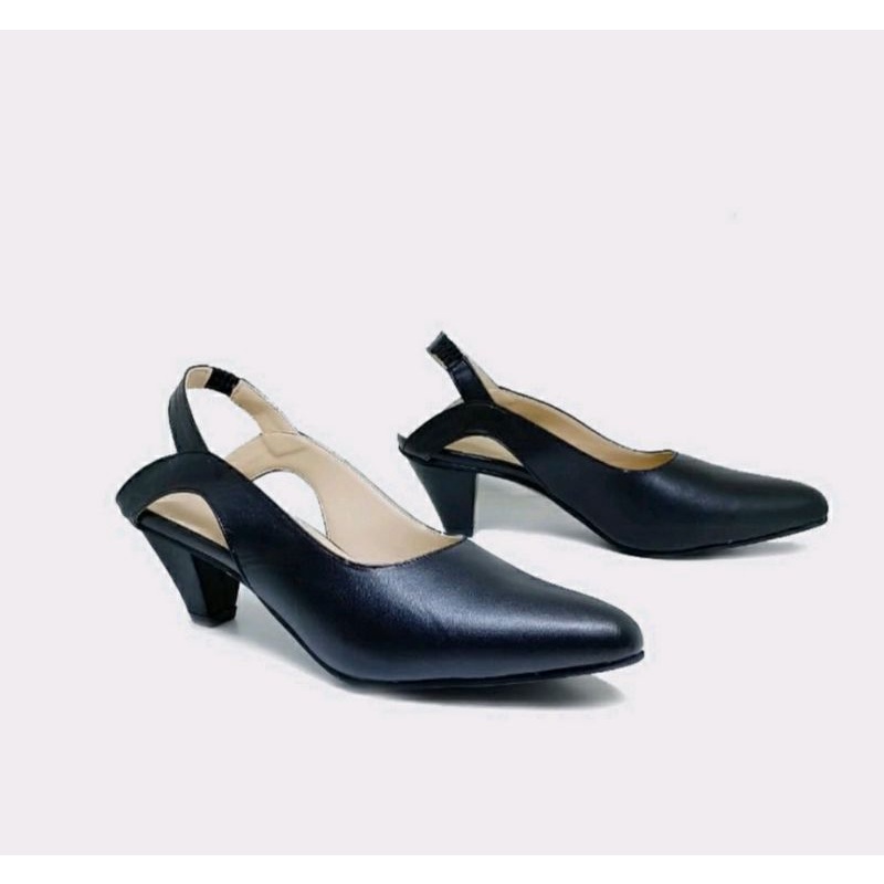 Jual Sepatu Higheels Semi Formal Pesta MK-155 Black Heels Ukuran besar ...