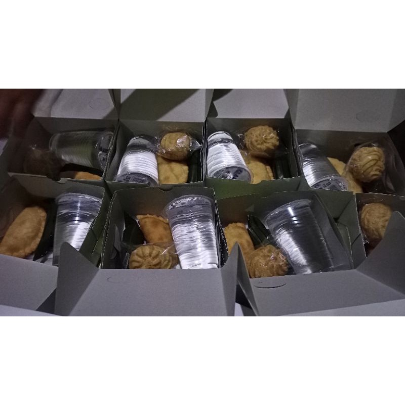 Jual Paket Kue Basah Cake Tradisional Snack Box Snackbox Murah Enak Jambi | Shopee Indonesia
