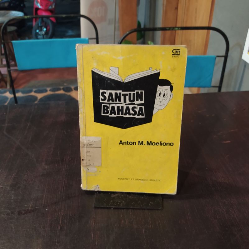Jual BUKU SANTUN BAHASA by Anton M Moeliono | Shopee Indonesia