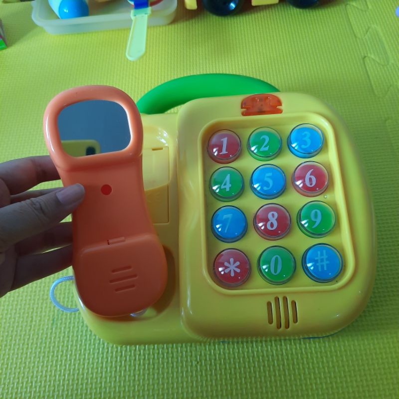 Jual Preloved PlayGo 2in1 Telephone and Piano Musical Toys Mainan ...