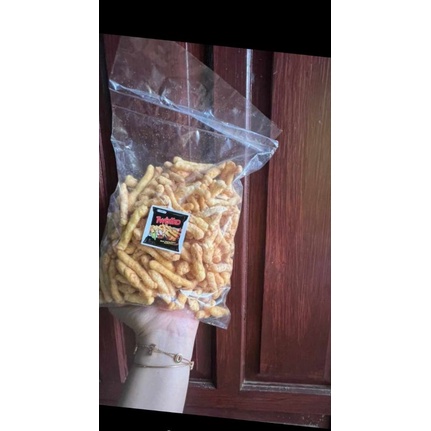 Jual SNACK TWISKO 200gr | Shopee Indonesia