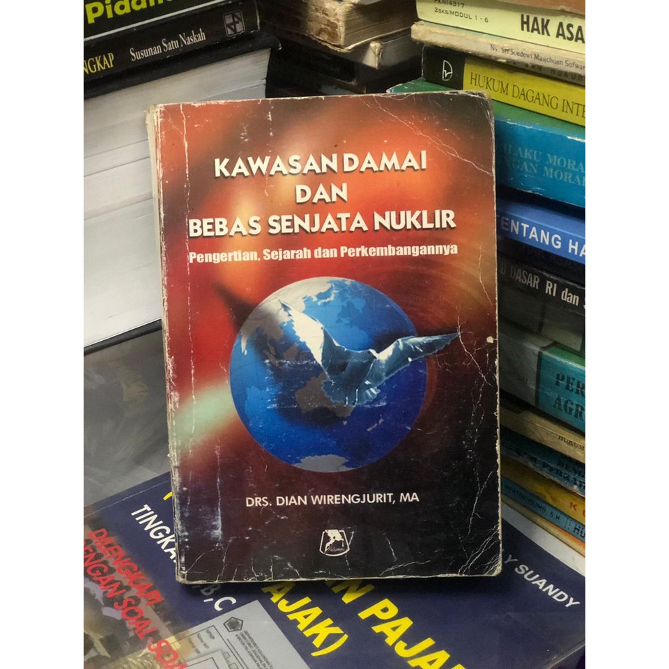 Jual Buku Kawasan Damai Dan Bebas Senjata Nuklir Pengertian Sejarah | Shopee Indonesia