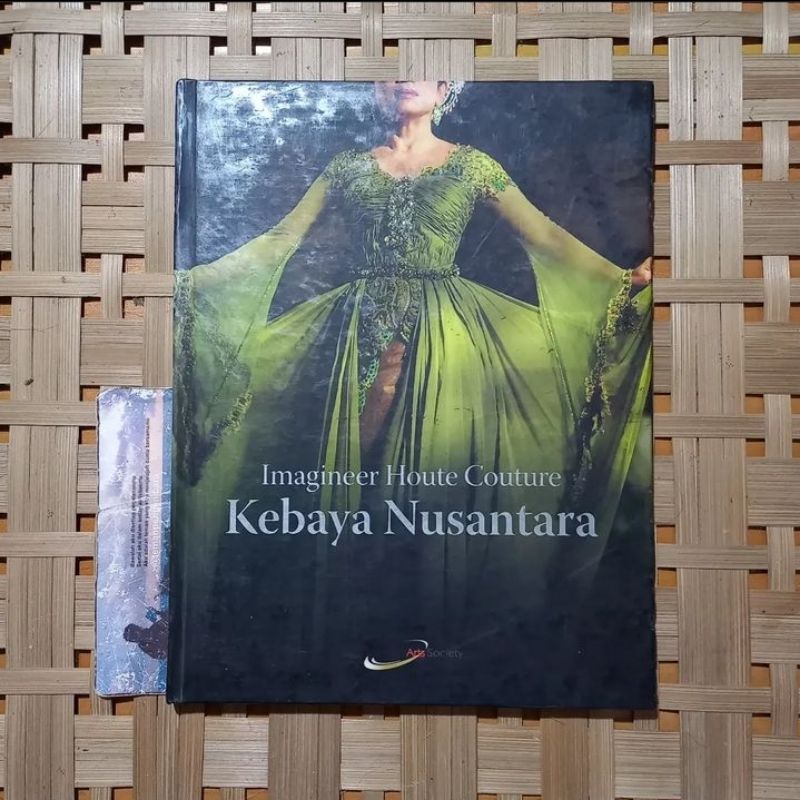 Jual Buku Imagineer Houte Couture - Kebaya Nusantara | Shopee Indonesia