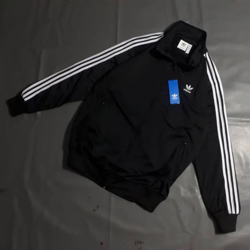 Jual TRACKTOP ADIDAS BLACK LIST WHITE FULL TAG LABEL | Shopee Indonesia