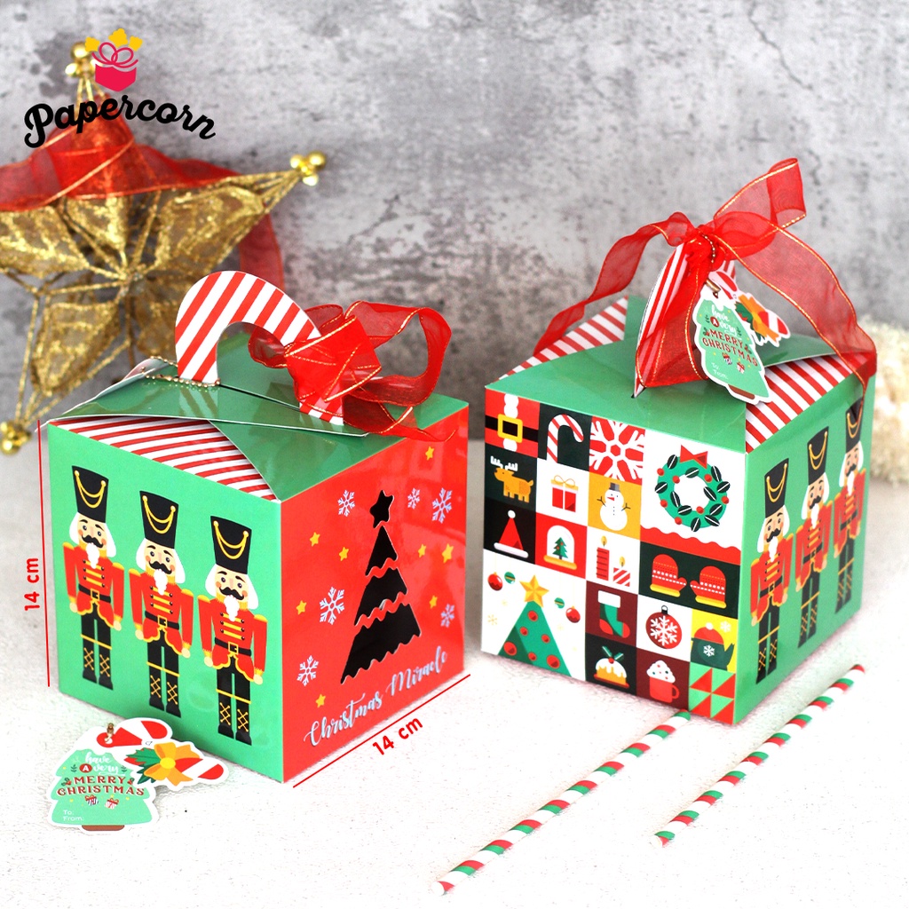 Jual 10 pcs Box Natal / Box Christmas Nutracker uk 14x14x14 cm (Muat 2 ...