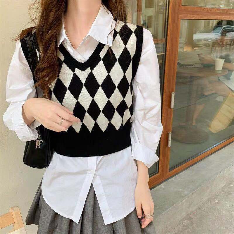 Jual Sweater Rompi Rajut Komputer Korean Wanita full Kotak-Kotak ...