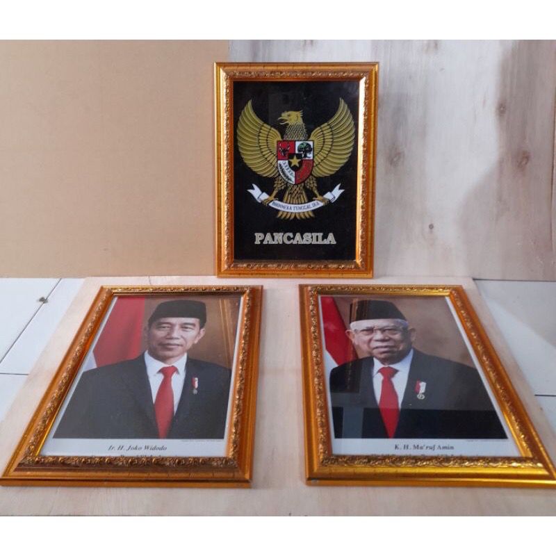 Jual [ READY ] PIGURA AKRILIK 25x35cm 1set 3 biji Bingkai+Foto Garuda ...