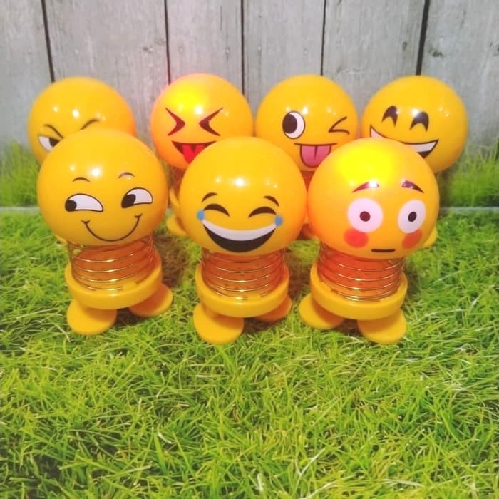 Jual Boneka Mantul LED Emot Shaking Head Spring Doll Boneka Emoticon ...