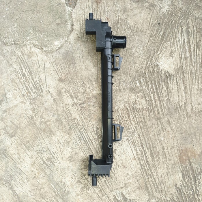 Jual Upper Tank Radiator chevrolet Spin | Shopee Indonesia