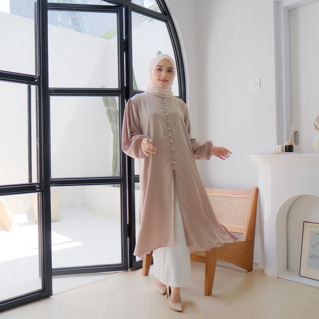 Jual DEMEN OUTFIT - Maudy Long Tunik / Long Tunik Kekinian / Tunik Lebaran 2025 | Shopee Indonesia