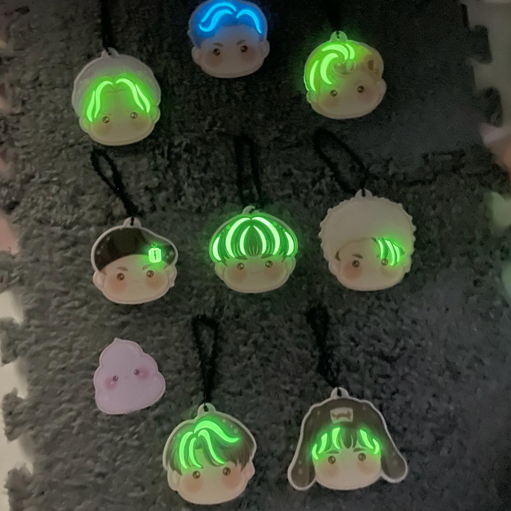 Jual Stray Kids Maniac Keyring Keychain Gantungan Kunci Glow in the ...