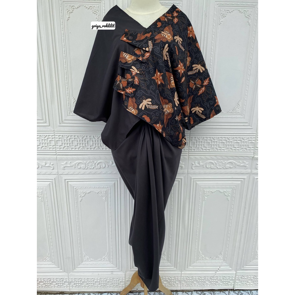 Jual SET KEBAYA CROP TOP ETNIK BATIK LURIK MODEL OVER SIZE PREMIUM TERMURAH | Shopee Indonesia