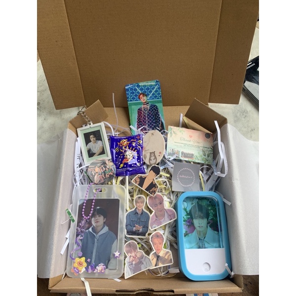 Jual MINI GIFT BOX | HAMPERS BIRTHDAY LEBARAN WEDDING BIRTHDAY HAND ...