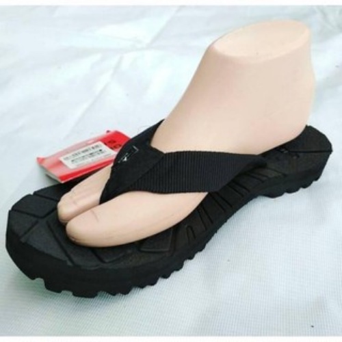 Jual SANDAL JEPIT HITAM POLOS - SANDAL OUTDOOR - SENDAL JEPIT GUNUNG | Shopee Indonesia
