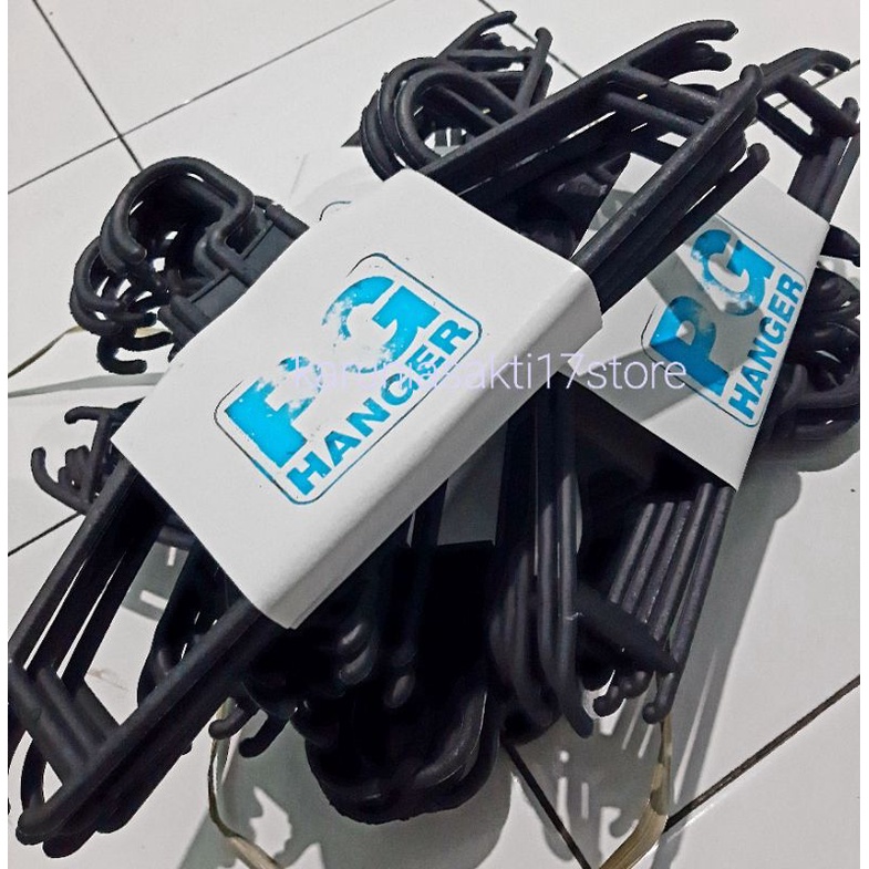 Jual HANGER MURAH KASTOK MURAH PLASTIK GANTUNGAN BAJU DEWASA WARNA ...