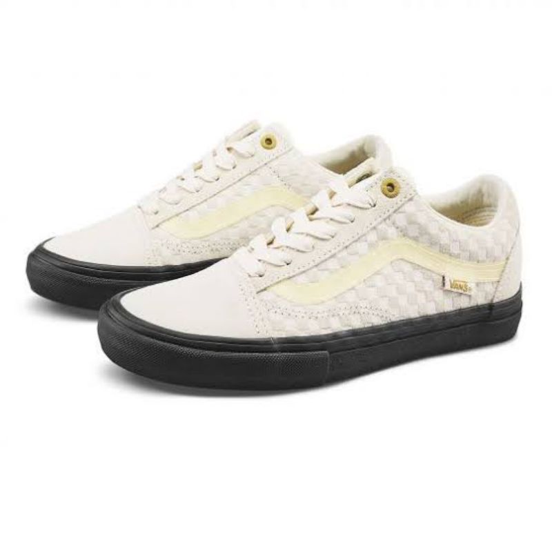 Jual Vans Old Skool Pro Lizzie Armanto ( Vans Resmi Indo Importir PT ...