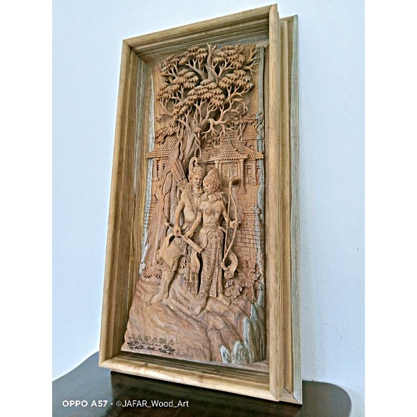 Jual Pajangan Dinding Relief Kayu Jati Utuh Tema Lukisan Rama dan Sinta | Shopee Indonesia