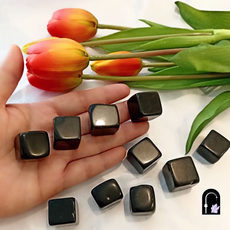 Jual Obsidian Tumbled Cube Natural Crystal Asli | Shopee Indonesia