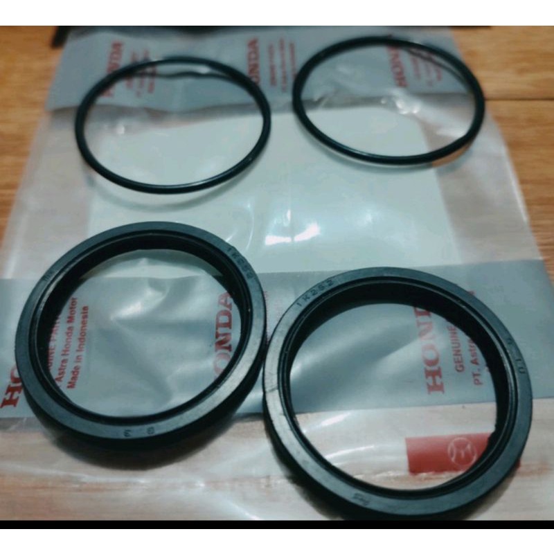 Jual ORIGINAL Ars Oil seal sil puly set ARS oring puli CVT Vario 125 150 old new PCX ADV ...