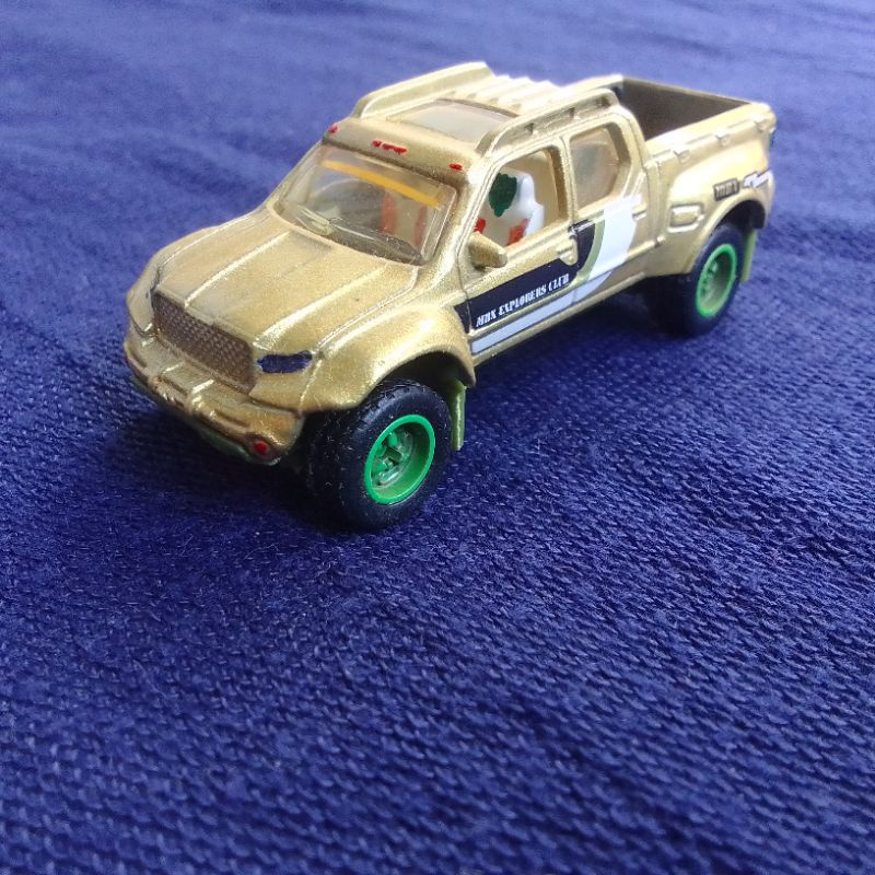 Jual Diecast Loose Matchbox Mbx Badlander Cokelat Ban Karet | Shopee ...