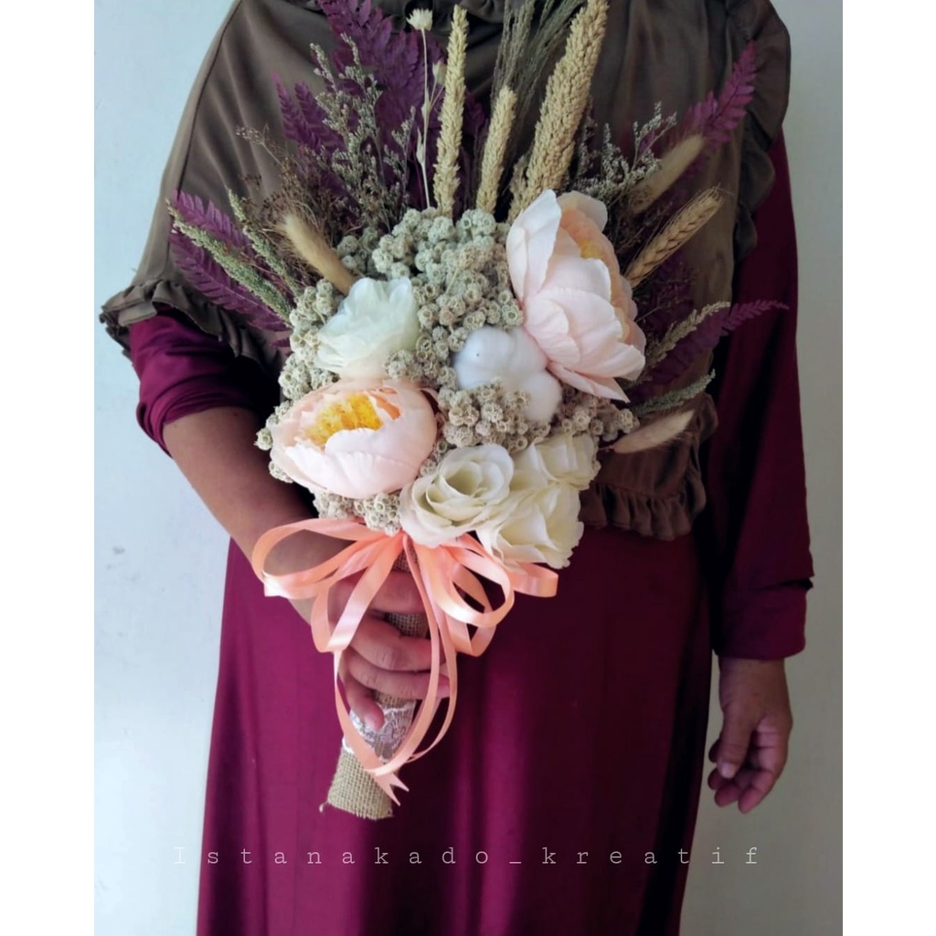 Jual Buket Bunga pernikahan adelweis Bunga Peony | Shopee Indonesia