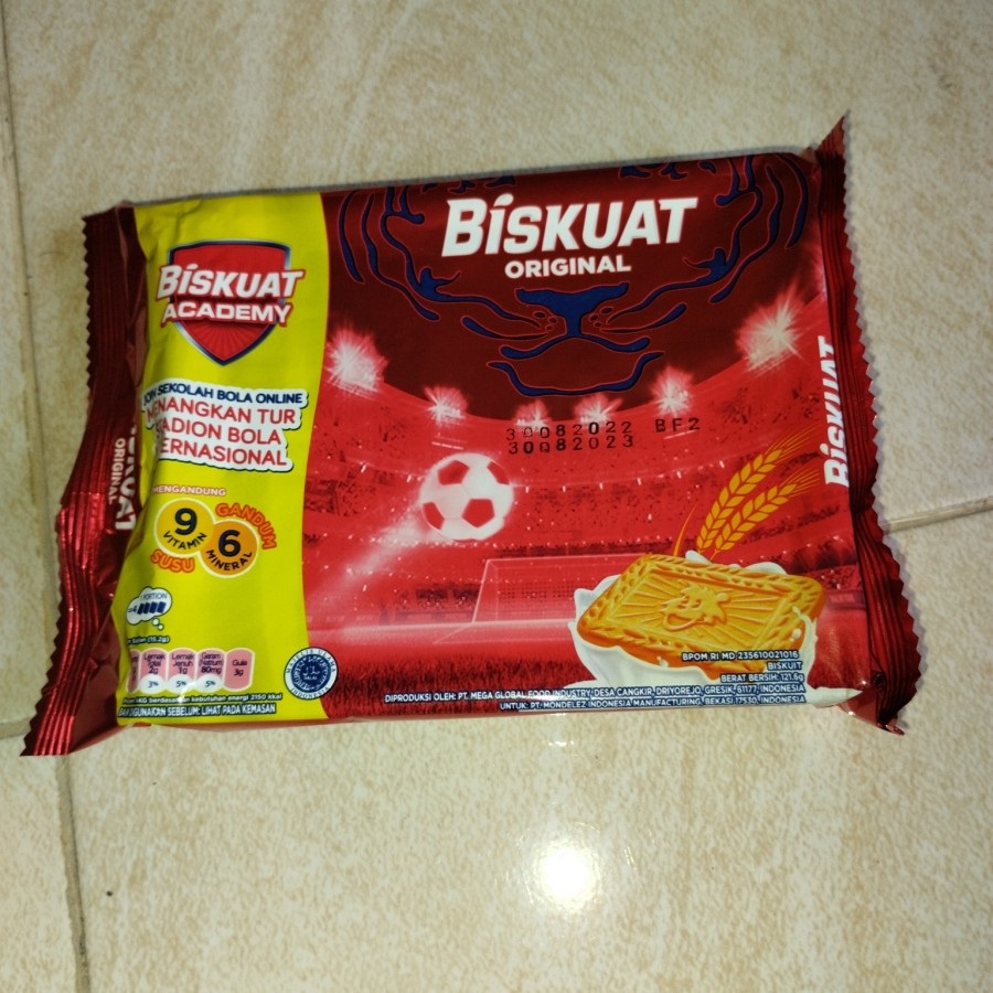 Jual BISKUAT Biskuit Original - 121 gram | Shopee Indonesia
