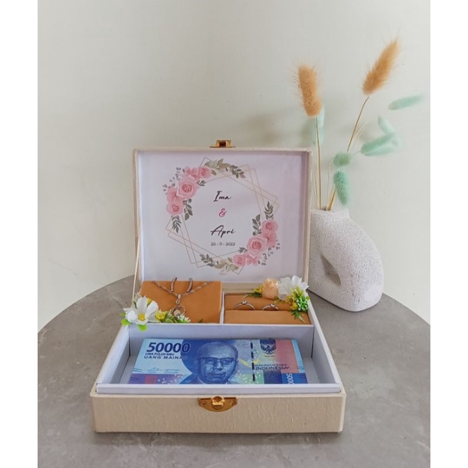 Jual BOX PERHIASAN DAN UANG , LOGAM MULIA & UANG | Shopee Indonesia