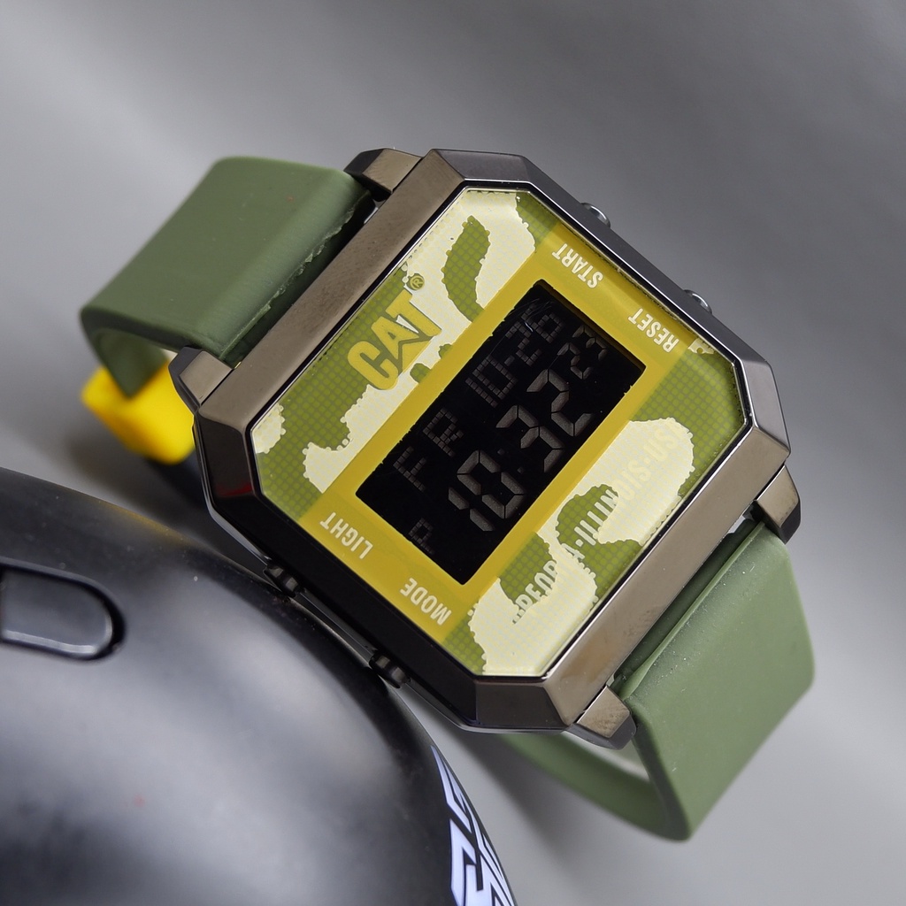 Jual Jam Tangan Pria Caterpillar Rubber Digital | Shopee Indonesia